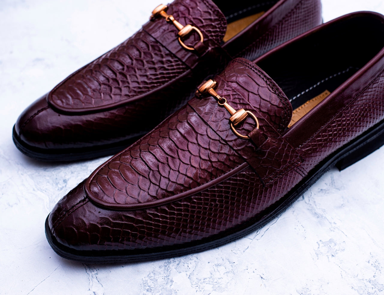 🅰🅻🅴 – Hazzle